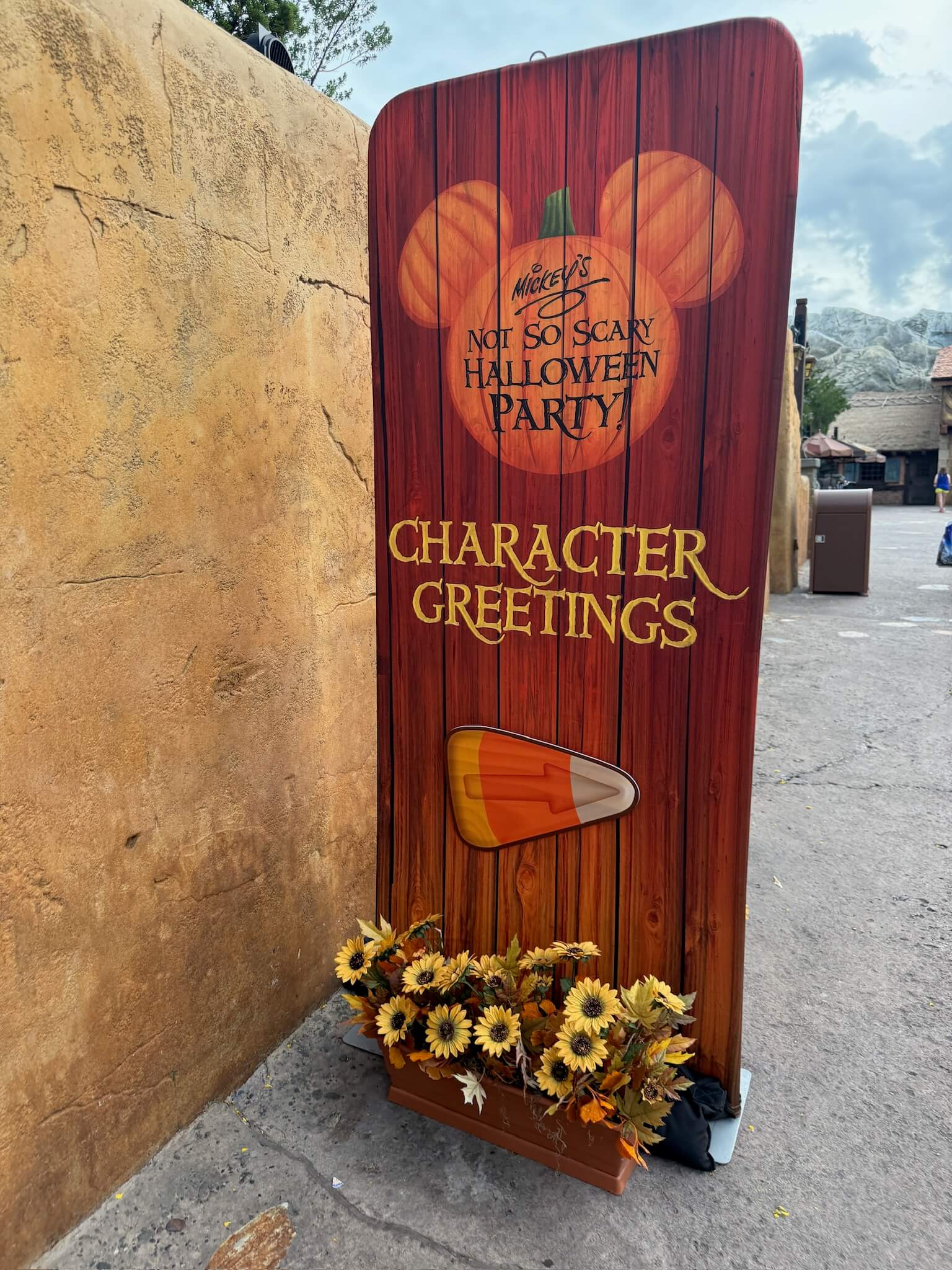 Mickey’s Not-So-Scary Halloween Party 2025 Map Guide | Fairytale ...